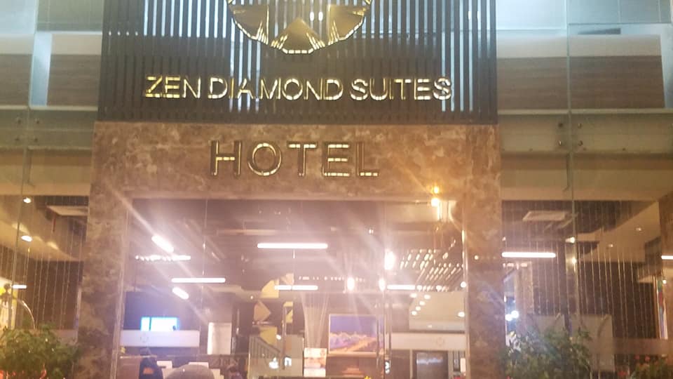 Tiệc cuối năm tại Zen Diamond Suites Hotel - Dịch Vụ Nấu Tiệc Tại Nhà ...